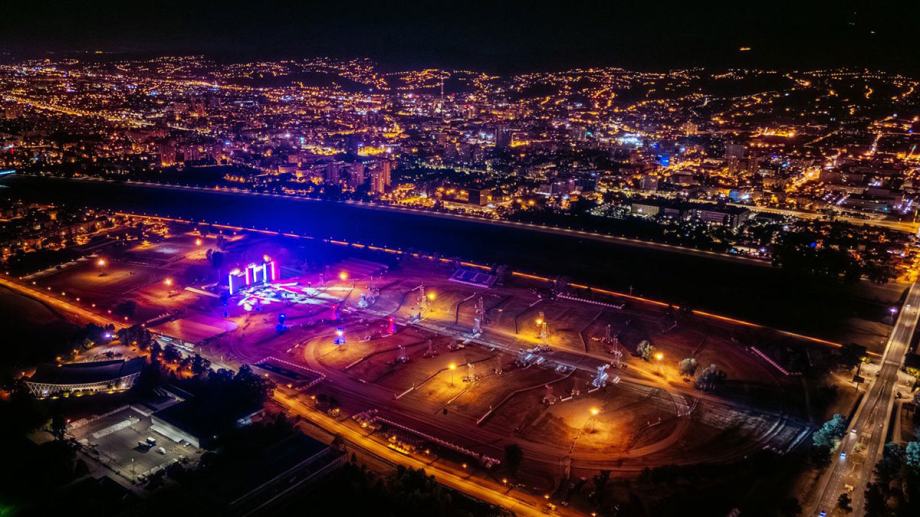 THOMPSON HIPODROM - 5x PARTER SJEVER - 50€