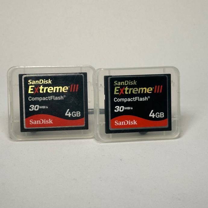 SanDisk CompactFlash memorijska kartica Extreme III 4gGb (2 komada)