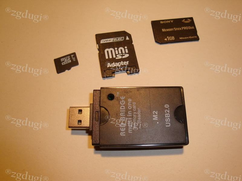 MICRO SDHC, M2 USB 2.0 čitač memorijskih kartica!!! NOVO!!!