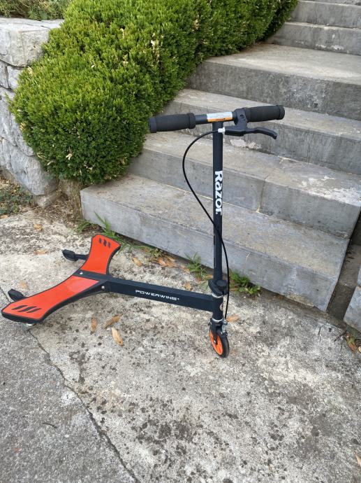 Razor Powerwing romobil