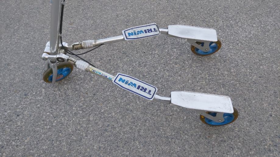 Triwin romobil na tri kotača