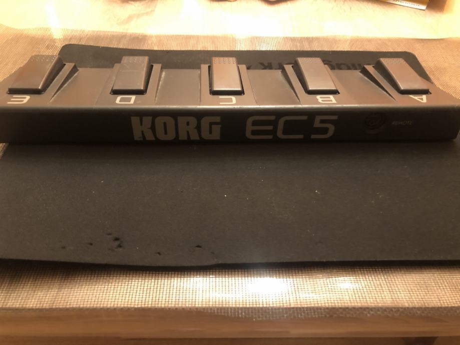 Korg EC-5 multifunkcionalna pedala