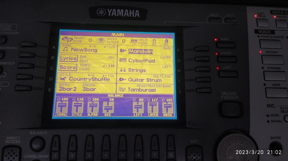 Yamaha psr 2000 klavijatura