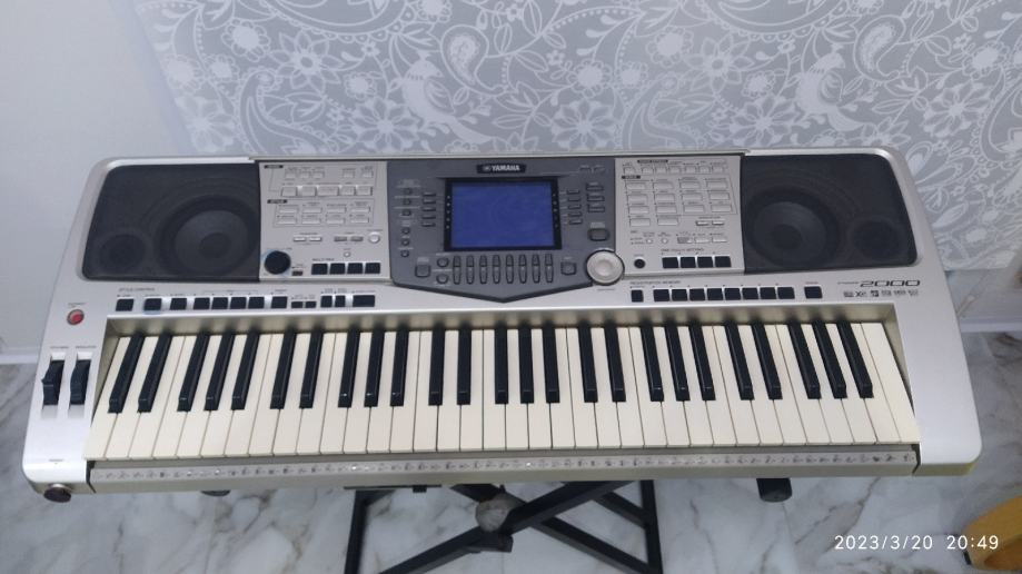 Yamaha psr 2000 klavijatura