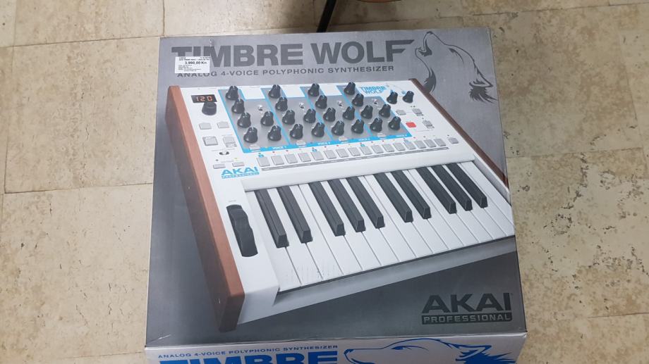 Akai Timbre Wolf analogni synthesizer