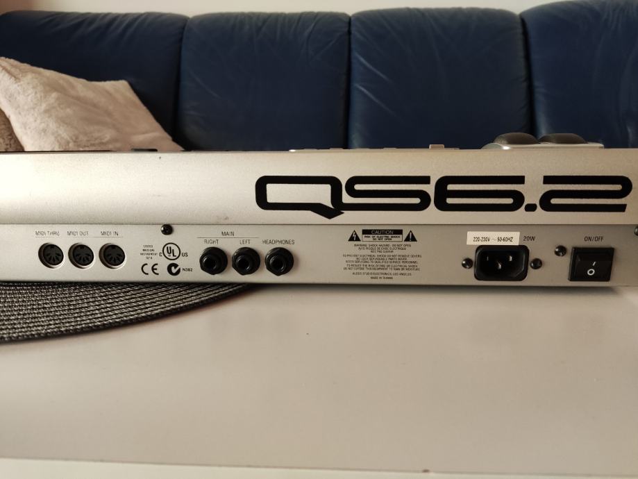 Alesis QS6.2