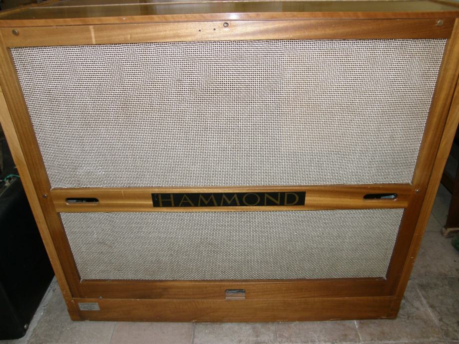 Hammond H100 + Leslie 760