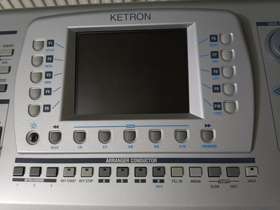 Ketron Audya 5, nova torba ,SSD disc, besprijekorna