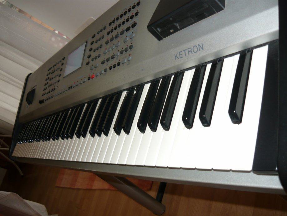 Ketron SD1
