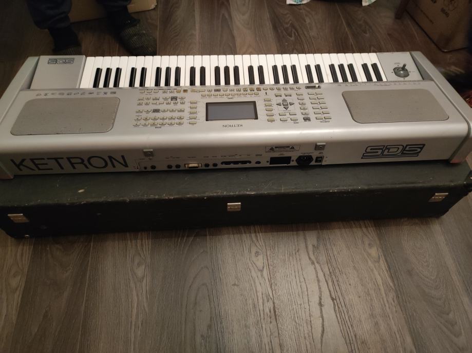 Ketron SD5