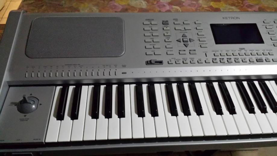 Ketron SD5