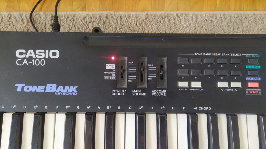 Klavijatura CASIO CA-100 ToneBank Keyboard
