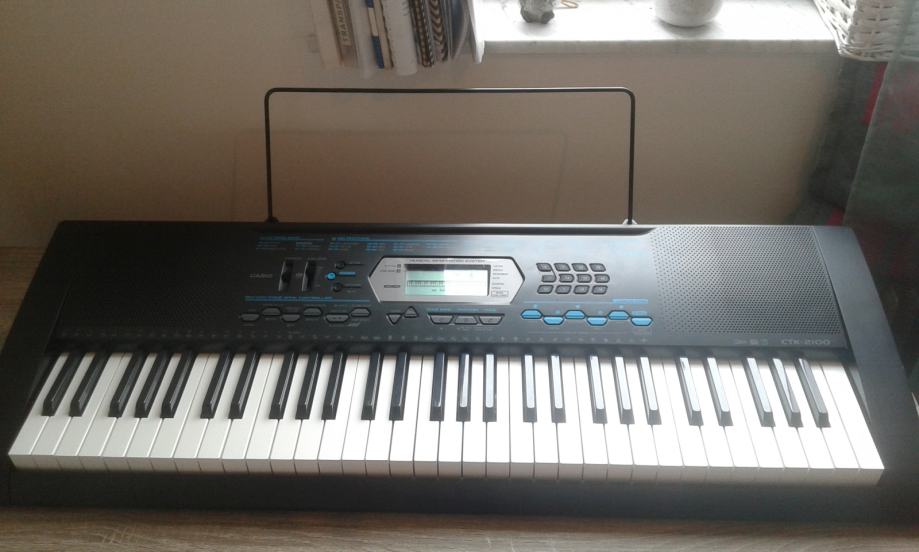 Klavijatura Casio CTK -2100 , adapter, note