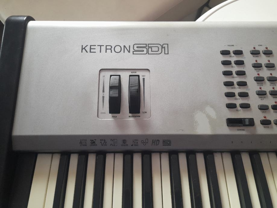 klavijatura ketron SD1