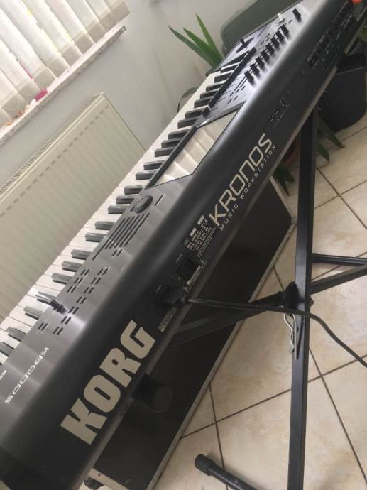 Korg kronos 1