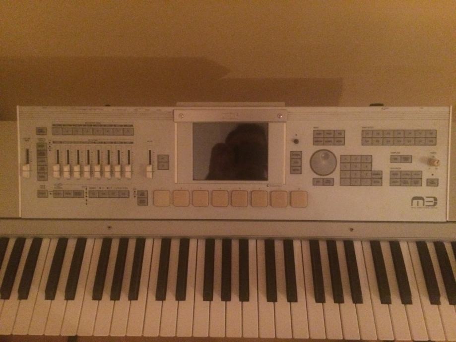 Korg M3 73