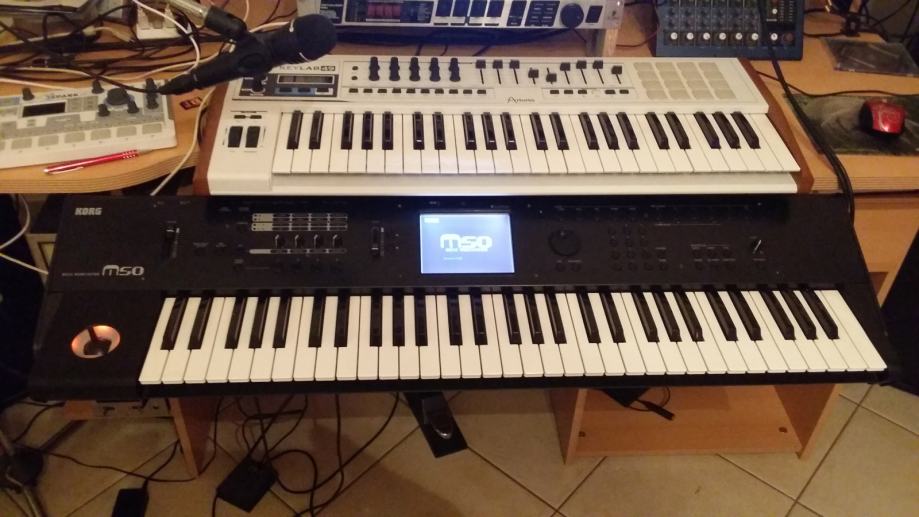 KORG m50
