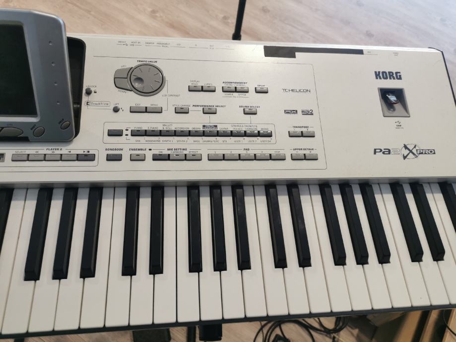 Korg Pa2x Pro, HDD, par odlicnih setova, vrhunske mp3 matrice