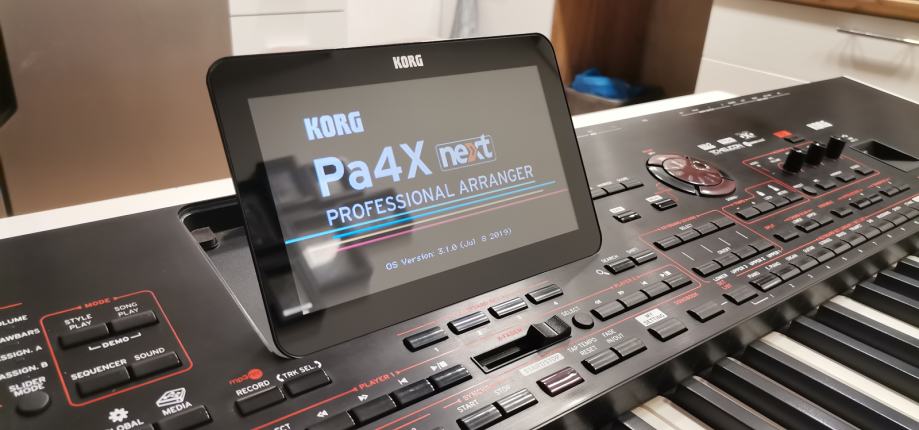 KORG PA4x 76