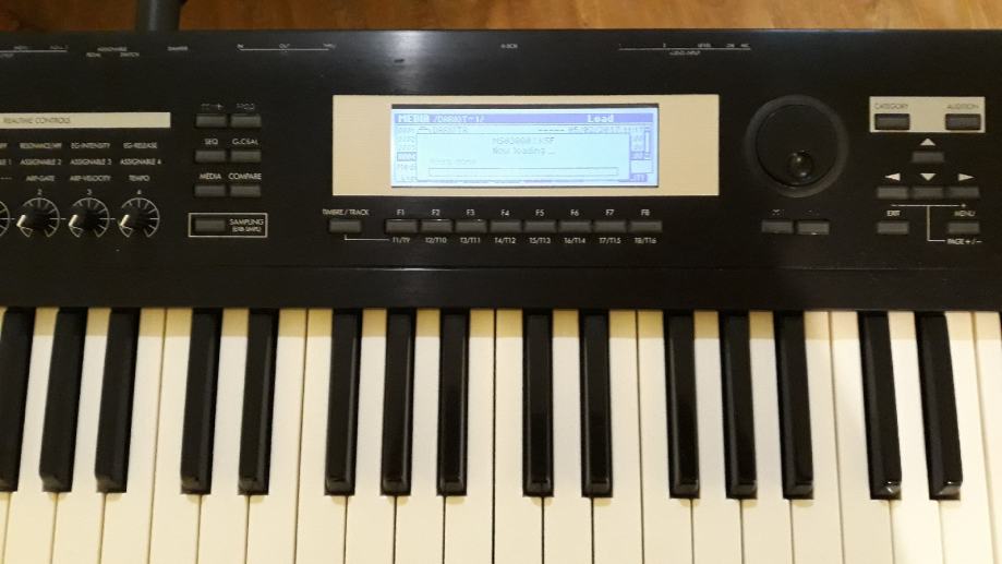 Korg tr 61