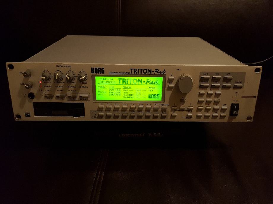 KORG TRITON-Rack, SCSI, max RAM, EXB03+EXB04