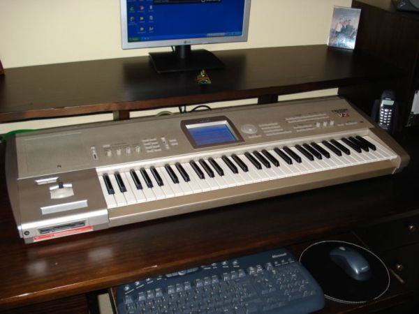 Korg triton studio 61, Roland jv 50