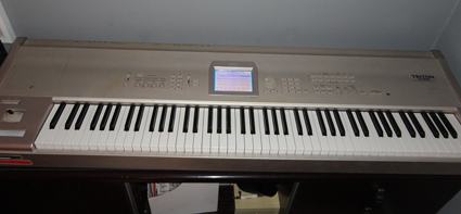 Korg triton studio prox 88