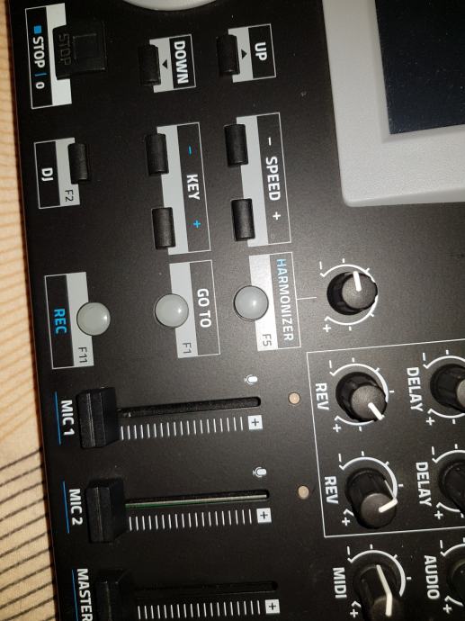MERISH 3 TOUCH THE MUSIC