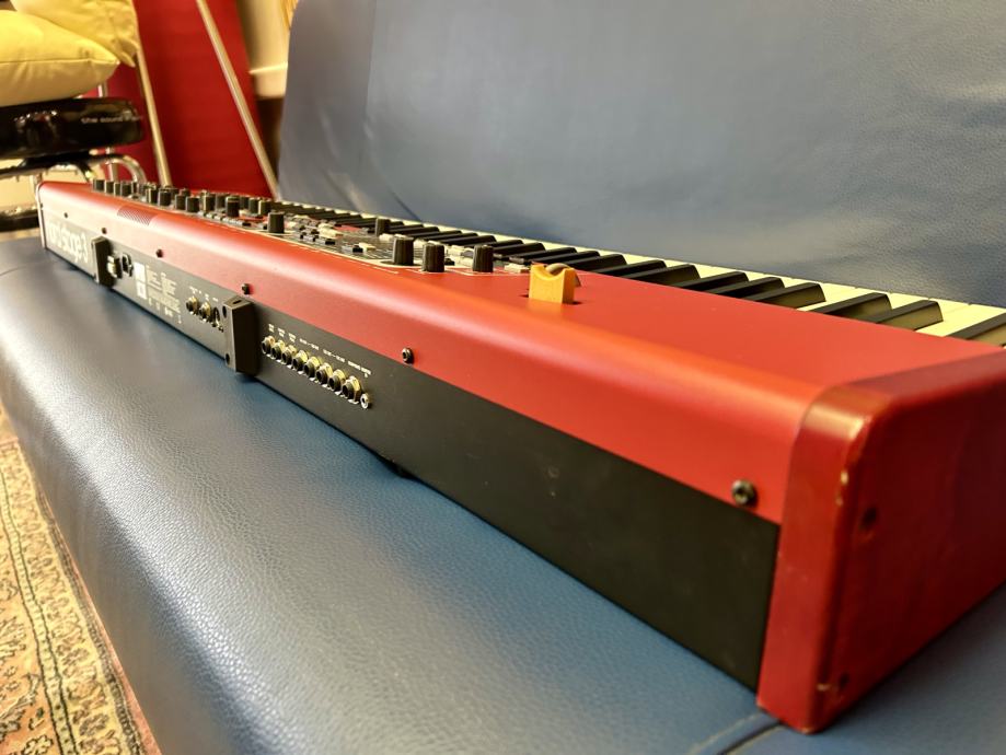 Nord Stage 3 + Flightcase