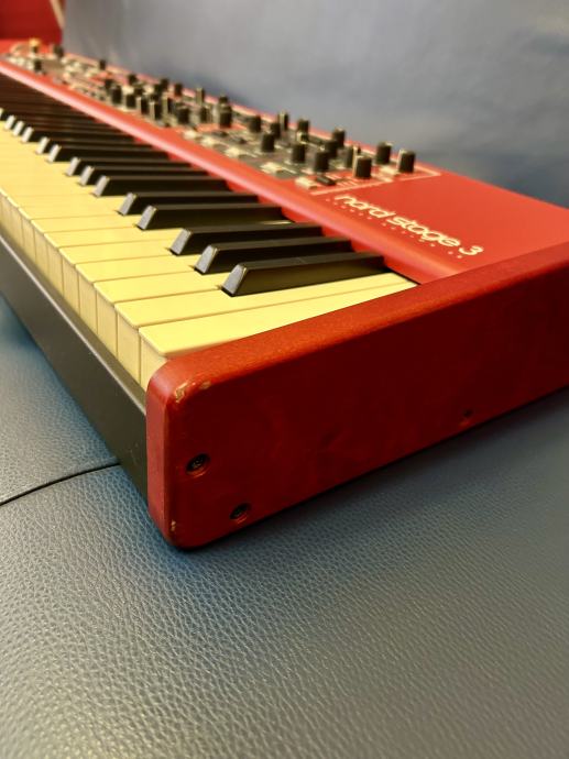 Nord Stage 3 + Flightcase