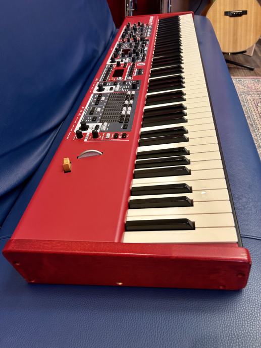 Nord Stage 3 + Flightcase