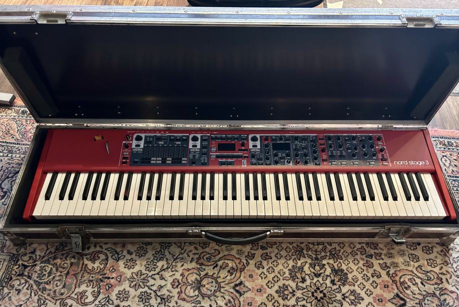 Nord Stage 3 + Flightcase