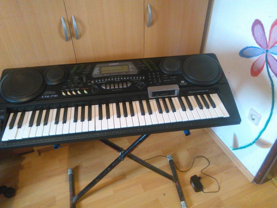 PRODAJEM CASIO CTK - 731