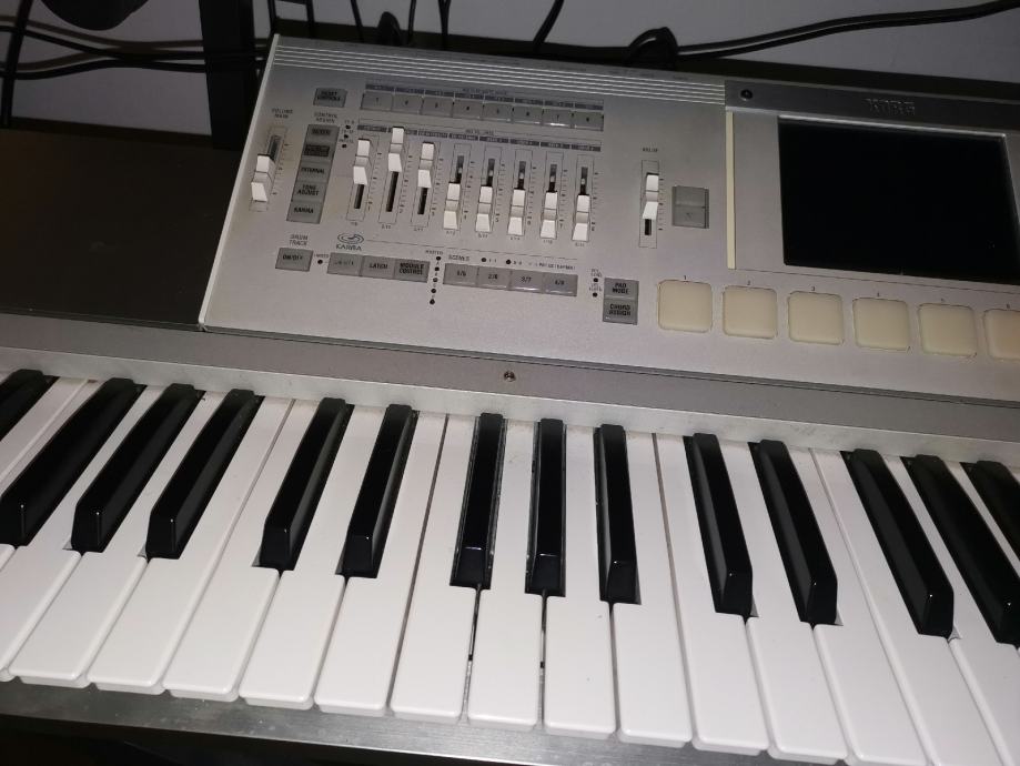 Prodajem Korg M3 73 Xpanded