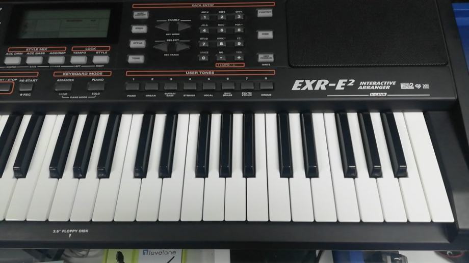 ROLAND EXR-E2 INTERACTIVE ARRANGER