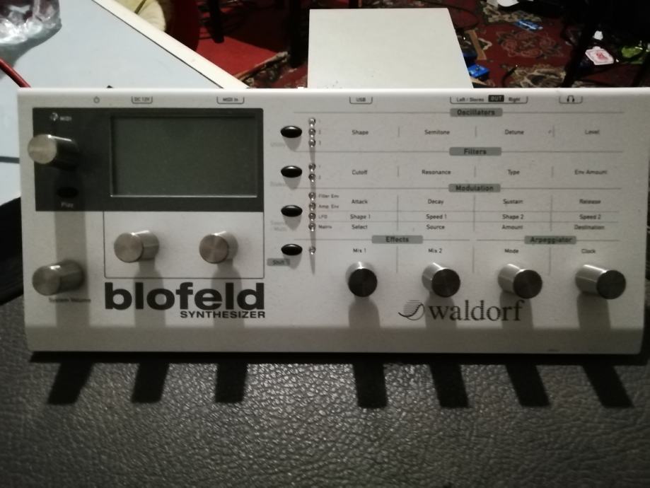 Waldorf Blofeld Desktop synth modul