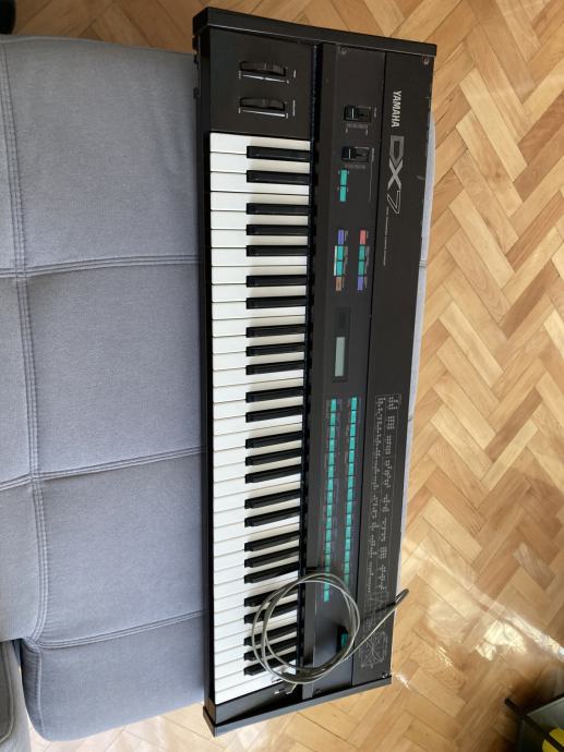 Yamaha DX7