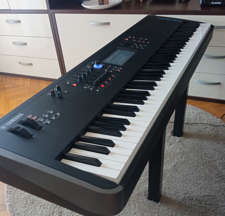 Yamaha modx 8