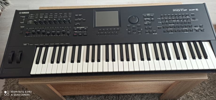 Yamaha Motif XF6