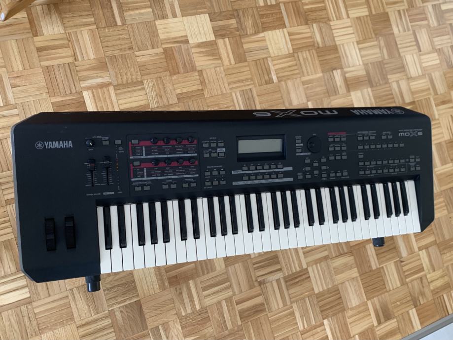 YAMAHA MOX6