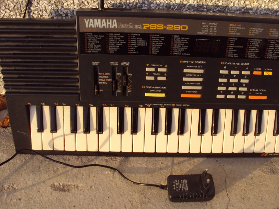 Yamaha PortaSound PSS-290