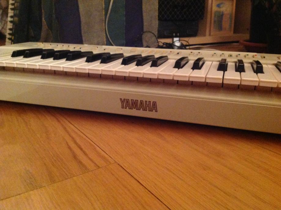 Yamaha PS-30 analogni solo preset synth Organ automatic bass chord