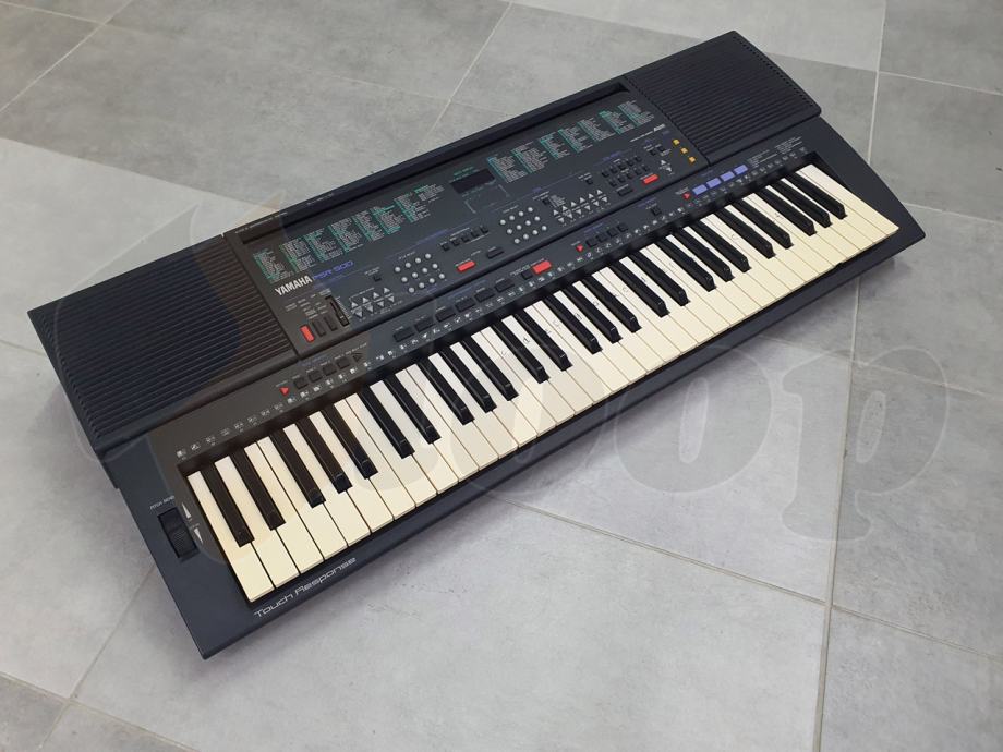 Yamaha PSR-500 synthesizer