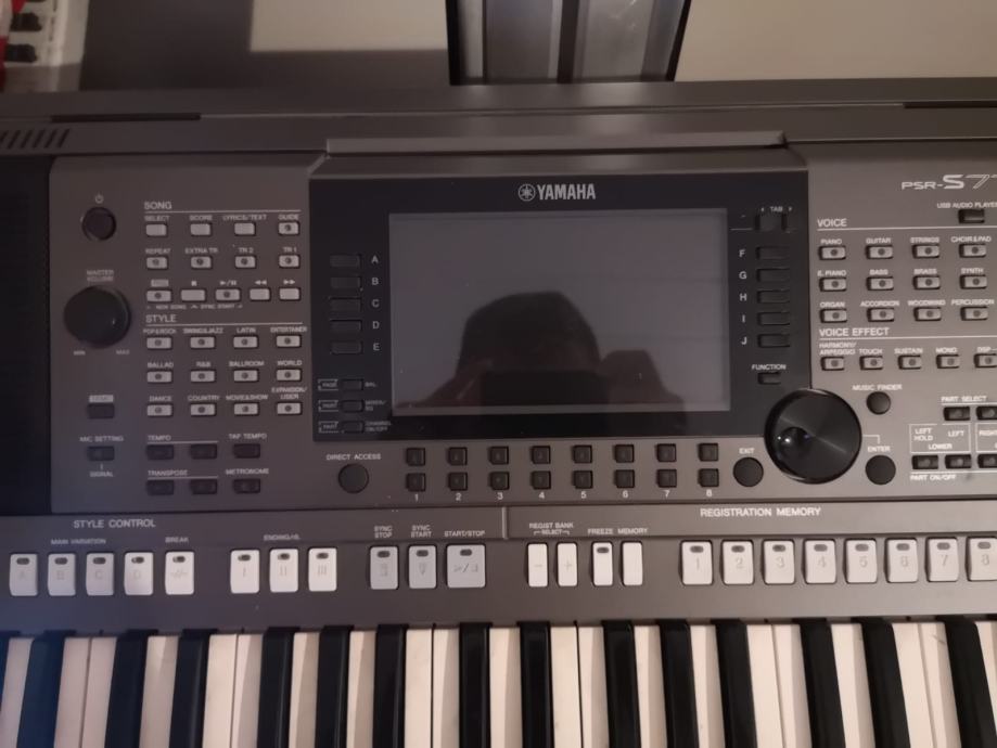 Yamaha psr s 770 (kućna upotreba ko nova)