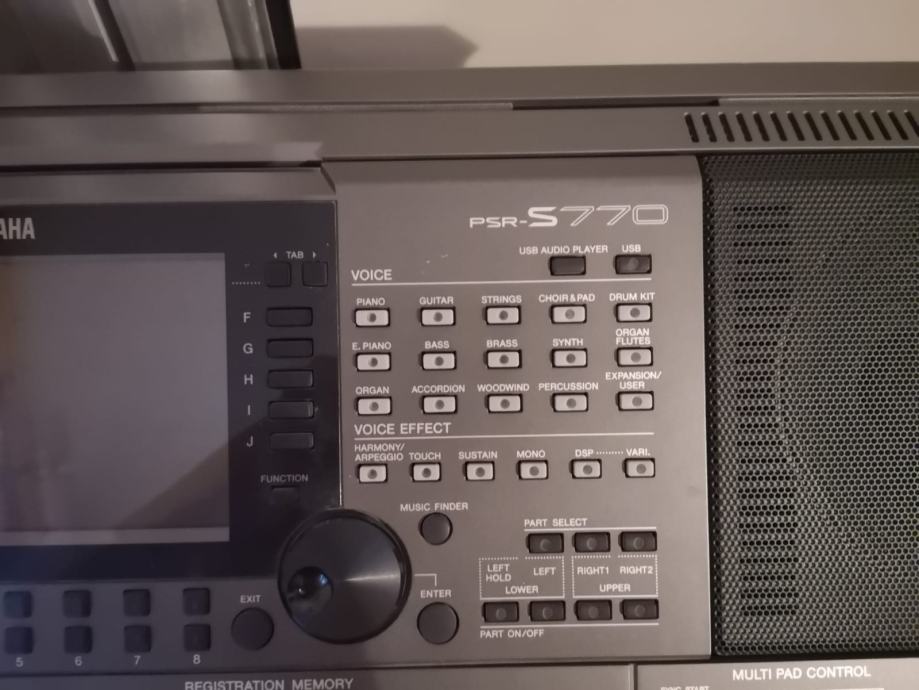 Yamaha psr s 770 (kućna upotreba ko nova)