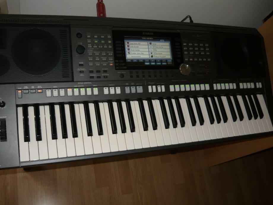 Yamaha psr s 970, zapakirana, 512mb semple ram