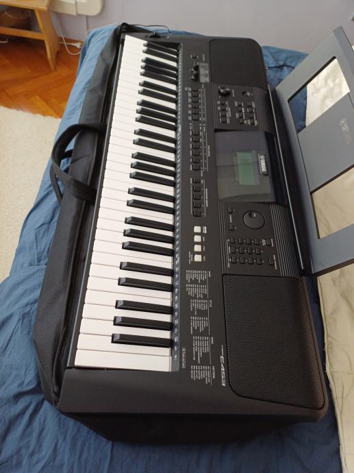 Yamaha PSR-E453