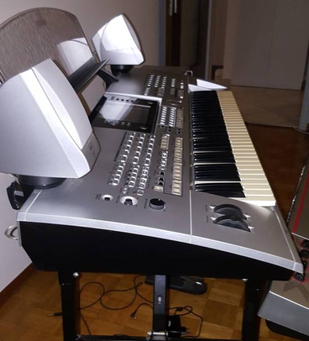 Yamaha Tyros 1