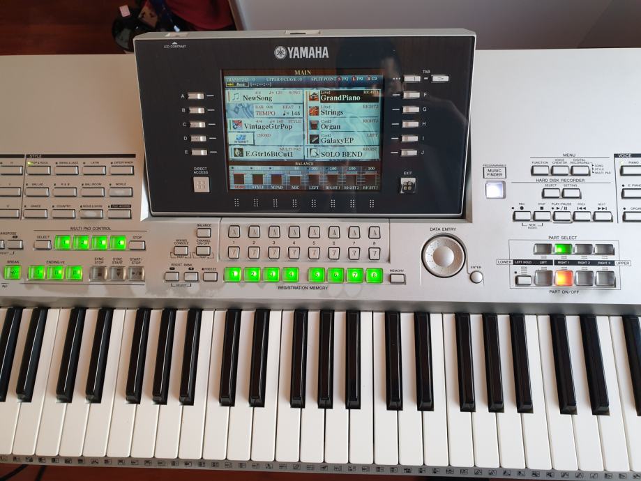 Yamaha Tyros 2