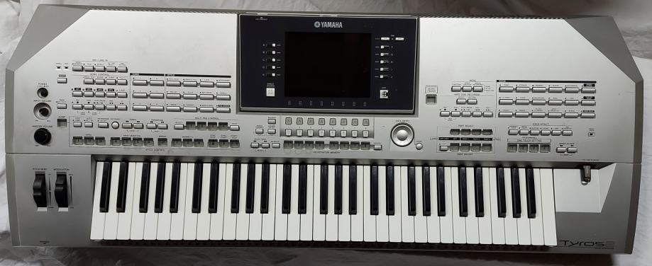 Yamaha Tyros 2